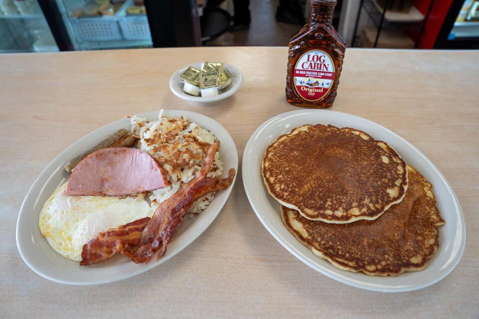 Starlite Diner nears reopening, Grant Fisher eyes half-marathon and ...