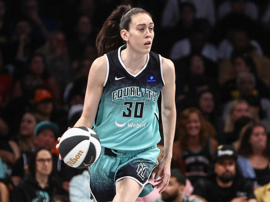 Breanna Stewart Didnt Hold Back When Addressing Caitlin Clark Drama