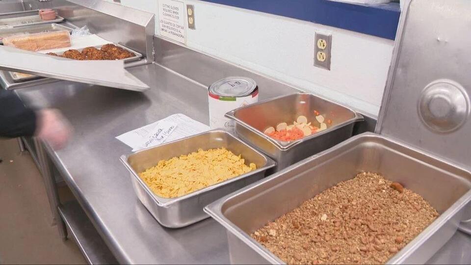 Butler County sheriff defends jail's controversial 'warden burgers ...