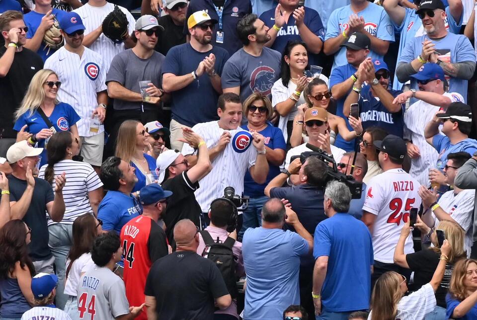 The first day of Cubsmas: One Anthony Rizzo retirement for the ages ...