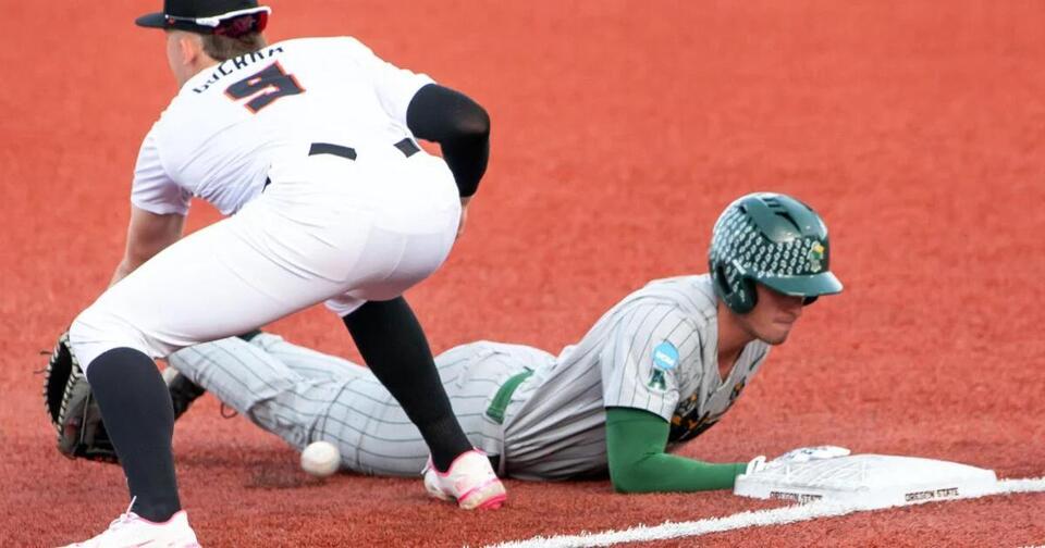 Fourth-year Tulane baseball players Gavin Schulz and Jackson Linn ...