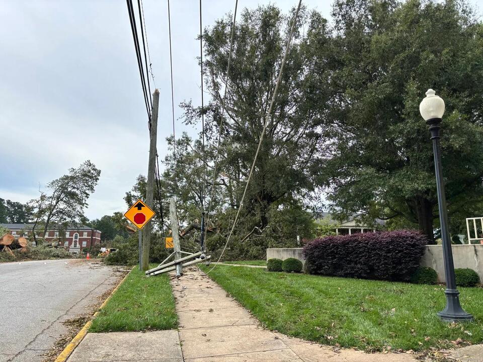 The Threat of Climate-Induced Power Grid Failures - NewsBreak