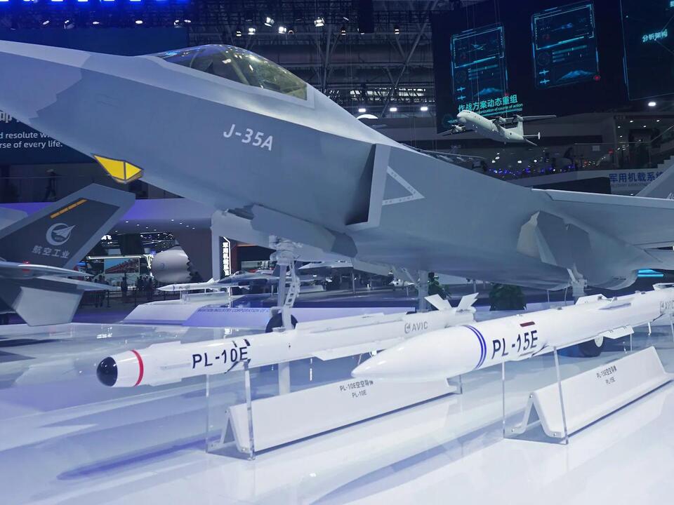 New Version Of Chinese PL-15 Air-To-Air Missile Tailored For Stealth ...