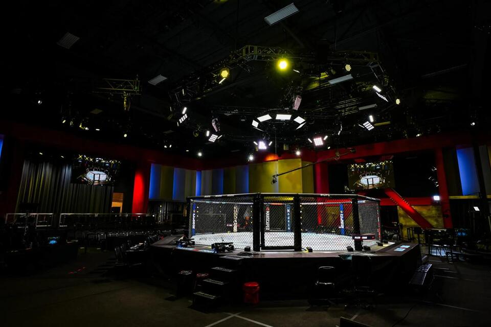 Why didn’t Netflix go with UFC? They didn’t want Fight Night ‘slop ...
