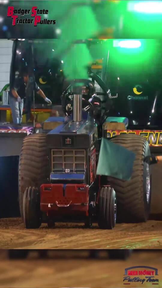EPIC Wheel Speed and HUGE RPMs tractorpulling lightprostock - NewsBreak