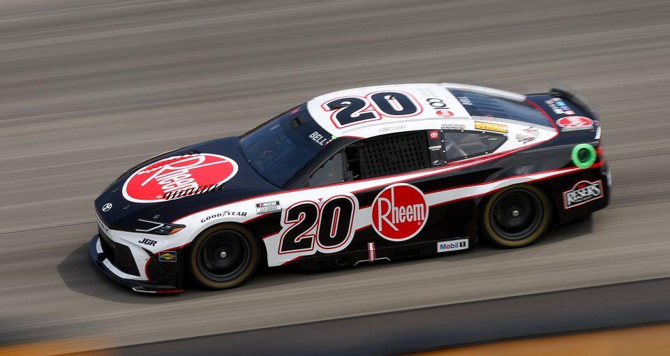 Kyle Larson, Christopher Bell headline 2026 Chili Bowl Nationals entry ...