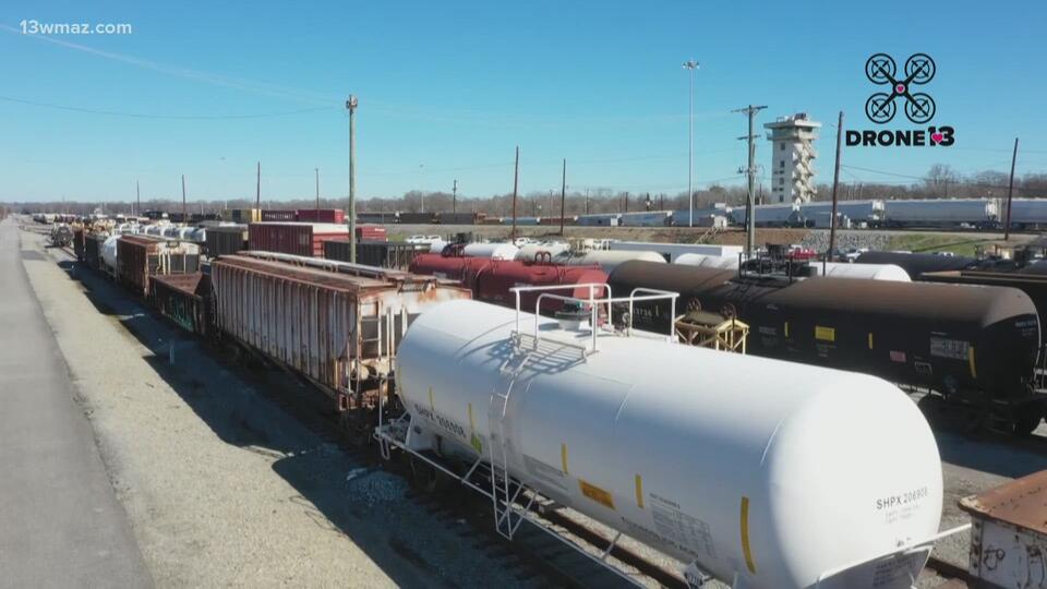 Operator of Macon's Brosnan Yard, Norfolk Southern, eyes merger with ...