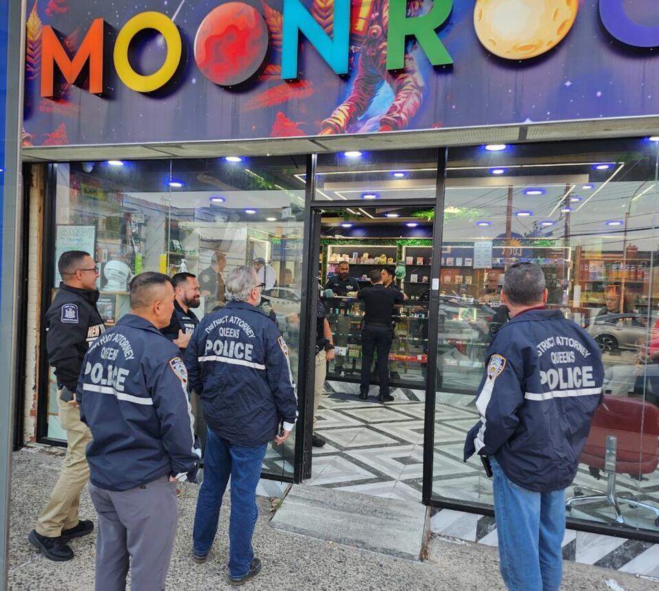 Operation Weed Whacker shuts down six illegal smoke shops in Queens ...