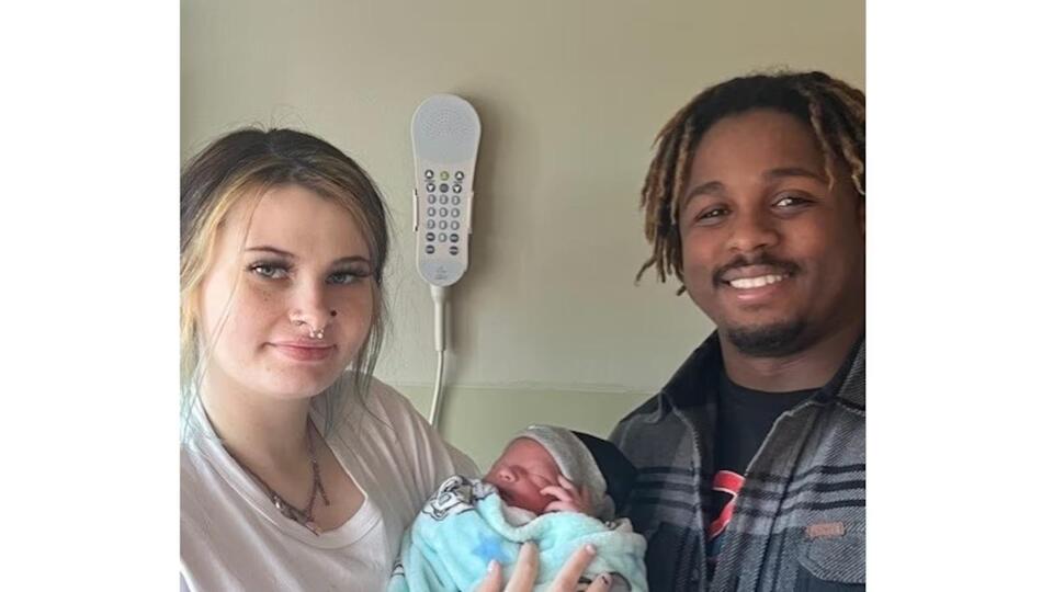 SSM Health Good Samaritan Hospital welcomes first boy, girl born on New ...