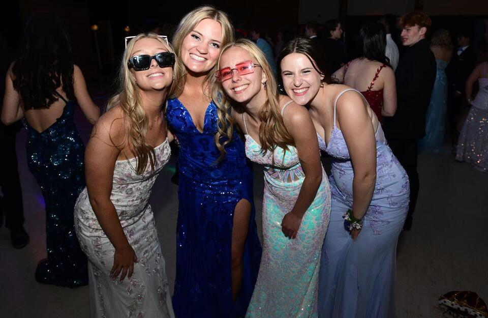Lumen Christi walks red carpet to an ‘Evening in Paris’ for 2023 prom ...