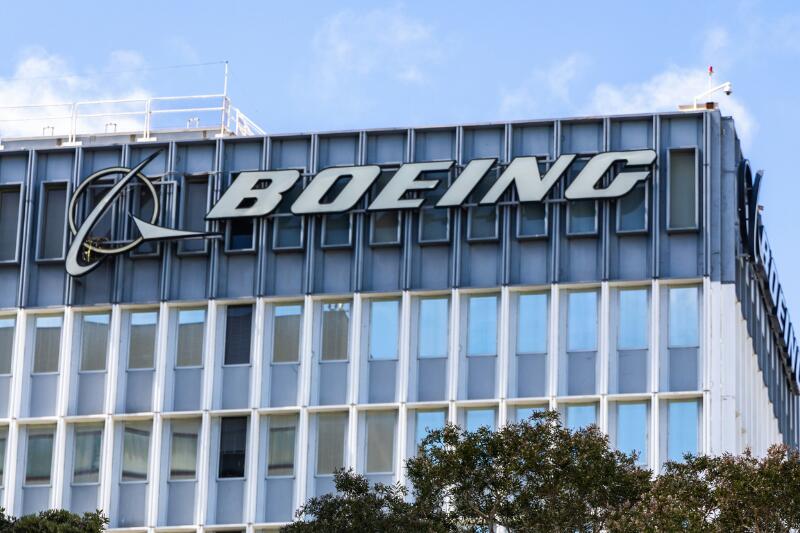 Inside the '90s merger that started Boeing's long decline - NewsBreak