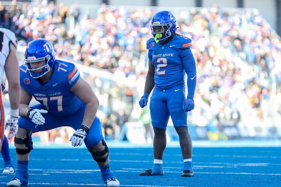 Watch Boise State Play Notre Dame on The Blue’s Massive Screen - NewsBreak