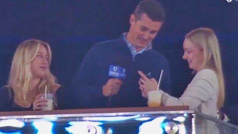 “Absolute Dawg”: Fans Are Saluting MLB Sideline Reporter After He Gets ...