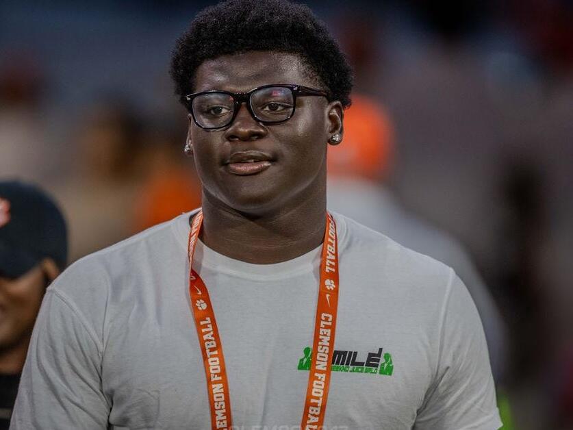 Top247 junior DL Bryce Perry-Wright accepts 2025 Navy All-American Bowl ...