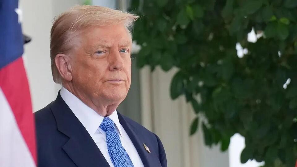 ‘Who’s the Lady In the Mirror’: Donald Trump’s ‘Proof of Life’ Golf ...