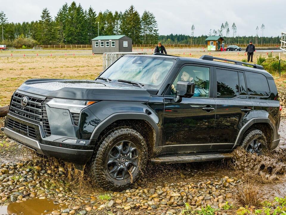 Best outdoor activity vehicles named by Northwest experts