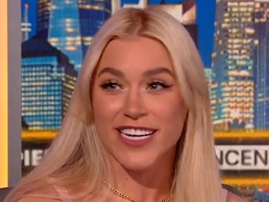 Elle Brooke: 'Influencer boxers like me and Jake Paul are pioneers'