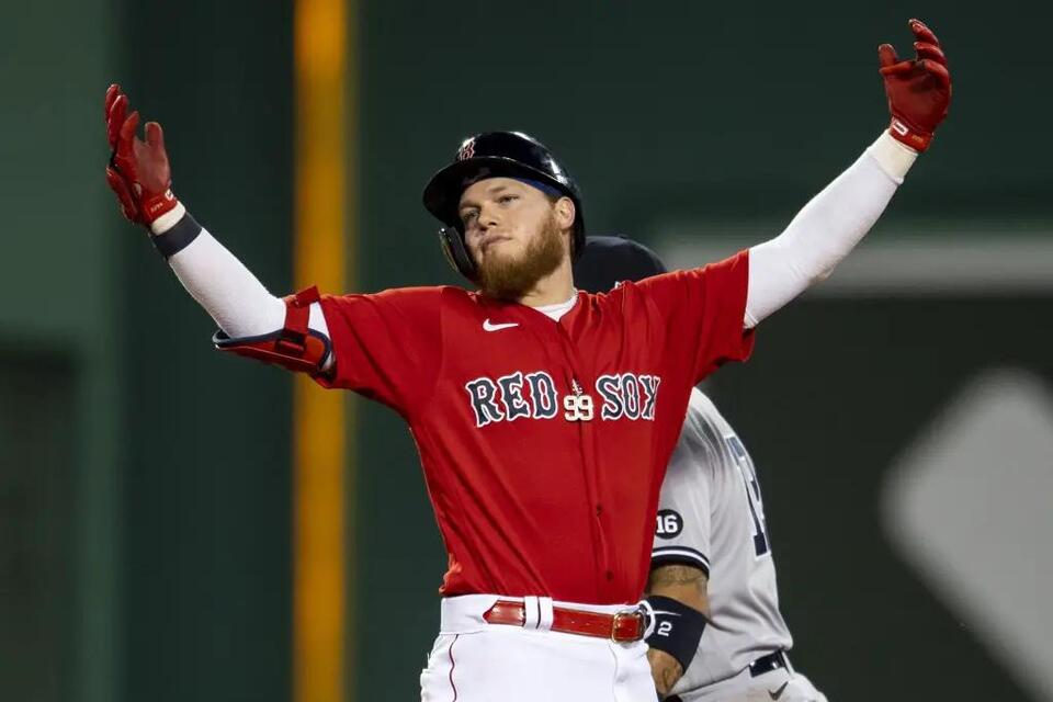 Yankees acquire outfielder Alex Verdugo from rival Red Sox - NewsBreak