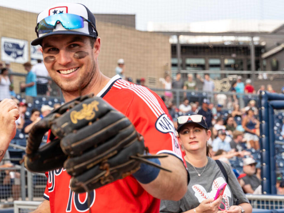 Sounds' Hicklen using his power to help community