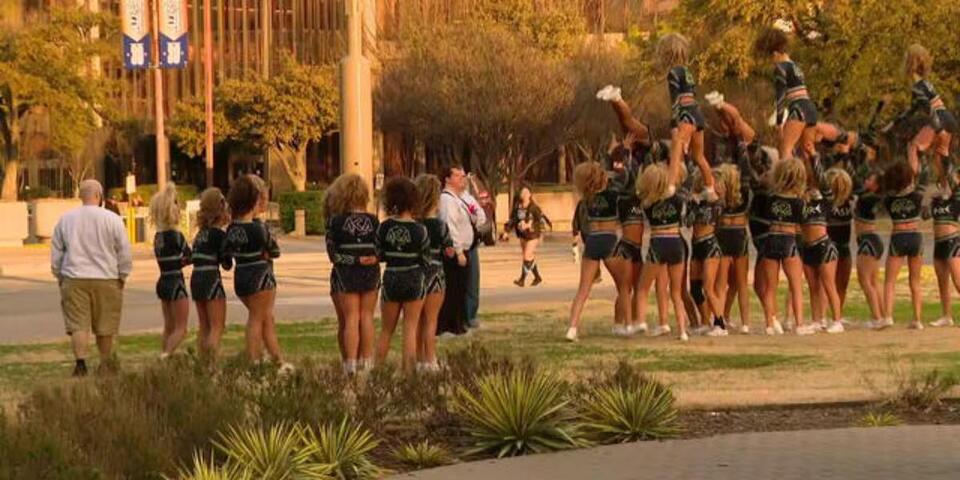 National cheerleading competition resumes in downtown Dallas after ...