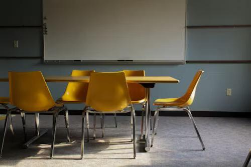 Why Are Students Dropping So Many Classes - NewsBreak