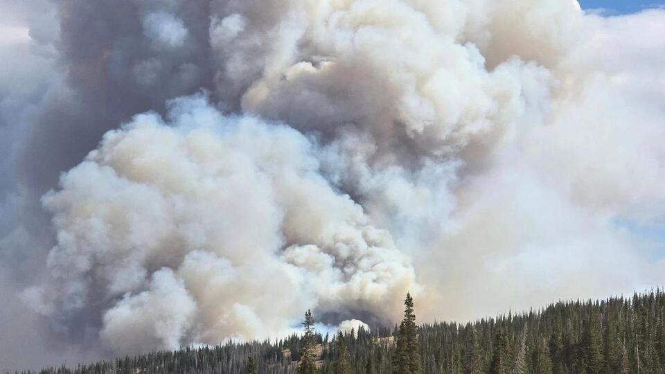 Yellow Lake Fire expands drastically from 3,000 to nearly 8,000 acres ...