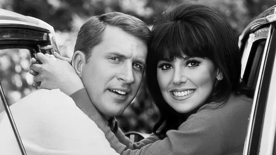 Marlo Thomas and Ted Bessell: "That Couple" on "That Girl" - The Iconic ...