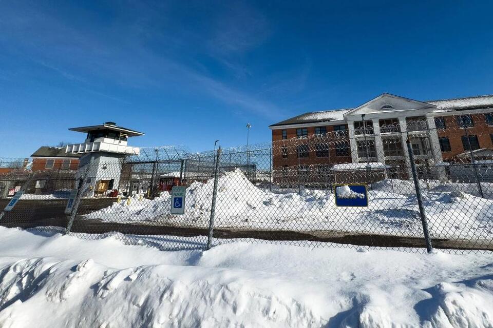 Police investigate death of inmate at N.Y. prison as 15 staff members ...