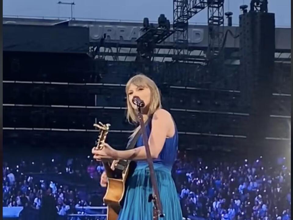 Taylor Swift abruptly pauses song twice at Edinburgh concert to help ...