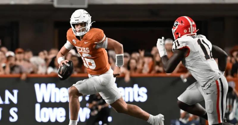 Texas QB Arch Manning sees his grandfather Archie most in his game ...