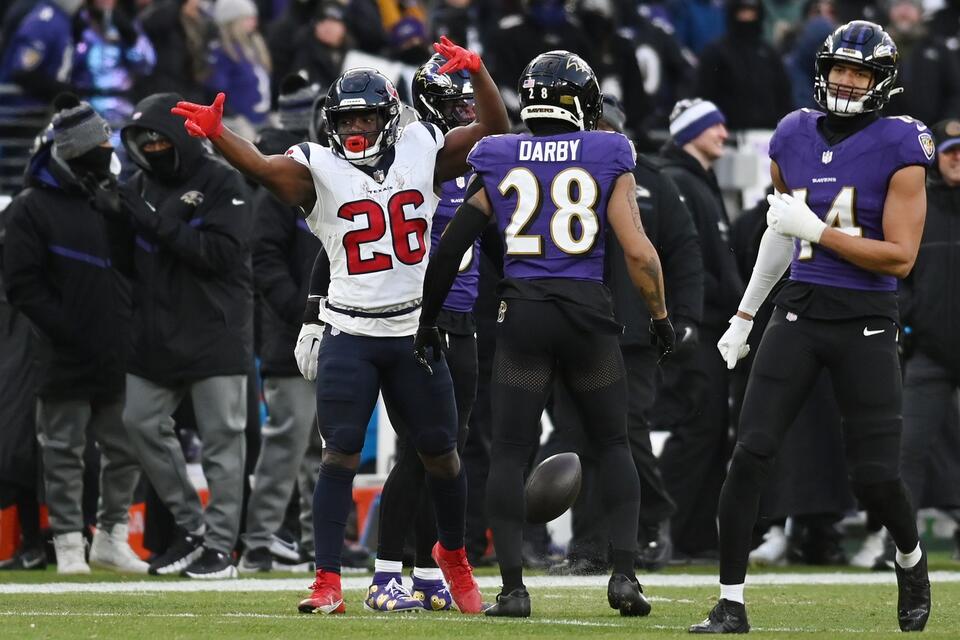 Three Running Back Free Agent Suitors for Houston Texans - NewsBreak