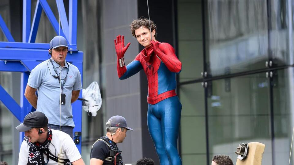 Tom Holland Suffers Head Injury During Spider-Man: Brand New Day Stunt, Pausing Filming - NewsBreak