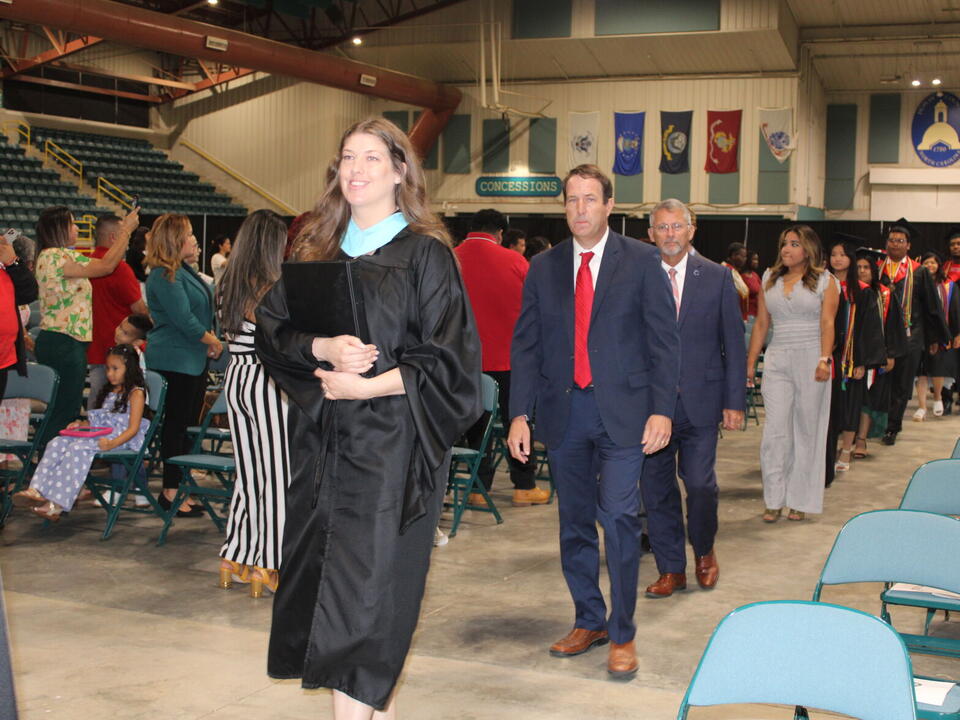 Duplin Early College High School celebrates graduation