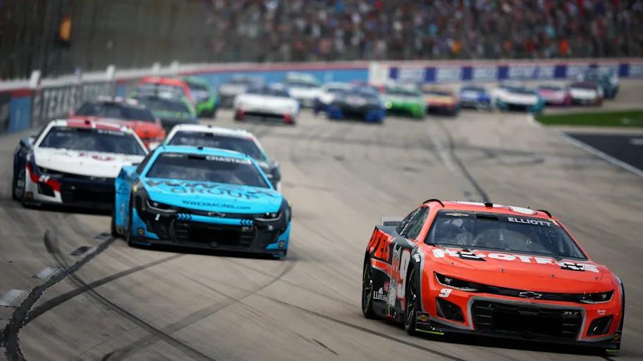 5 lineup changes confirmed for NASCAR Cup race at Texas - NewsBreak