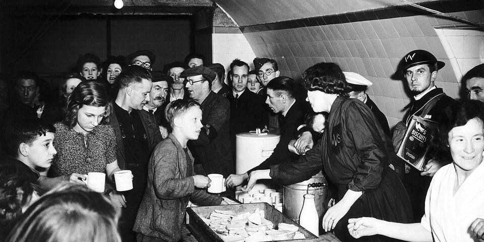 7 Photos of London’s Underground During WWII Blitz - NewsBreak