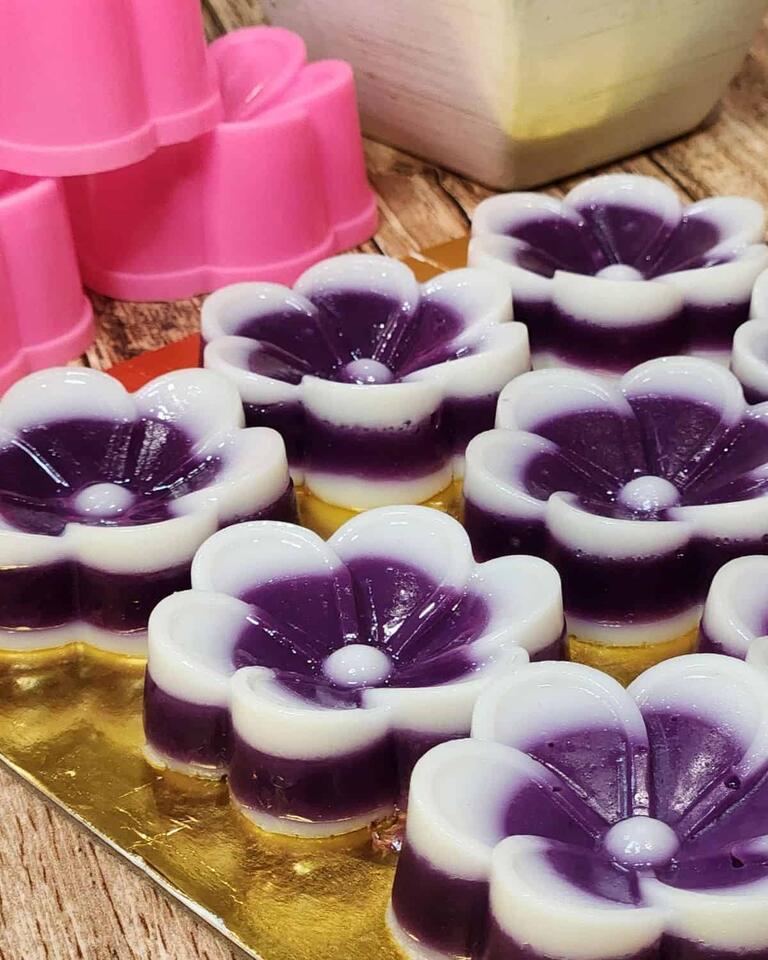 Kuih Talam Ubi Ungu (Purple Sweet Potato Coconut Cake) - NewsBreak