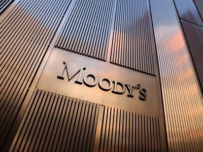 Moody's revises Greece's outlook to 'positive', maintains ratings at 'Ba1'