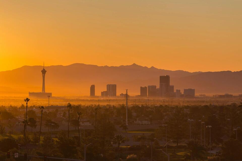 Clark County under smoke advisory due to western wildfires - NewsBreak