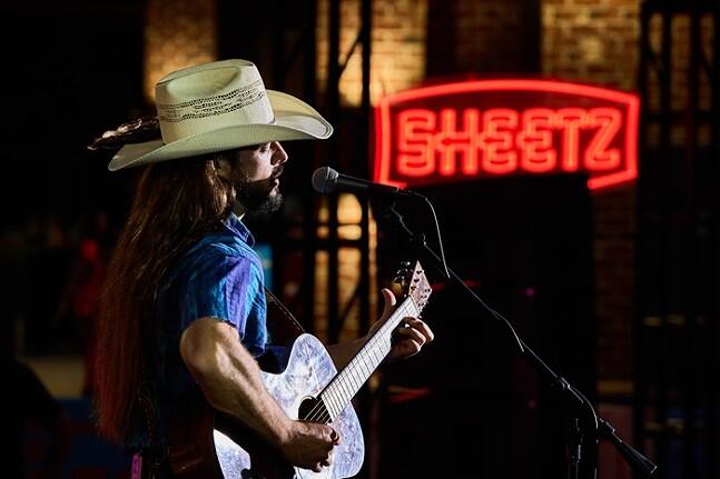 Nied’s Famous Fish Sandwich returns, Sheetz goes country, and more ...