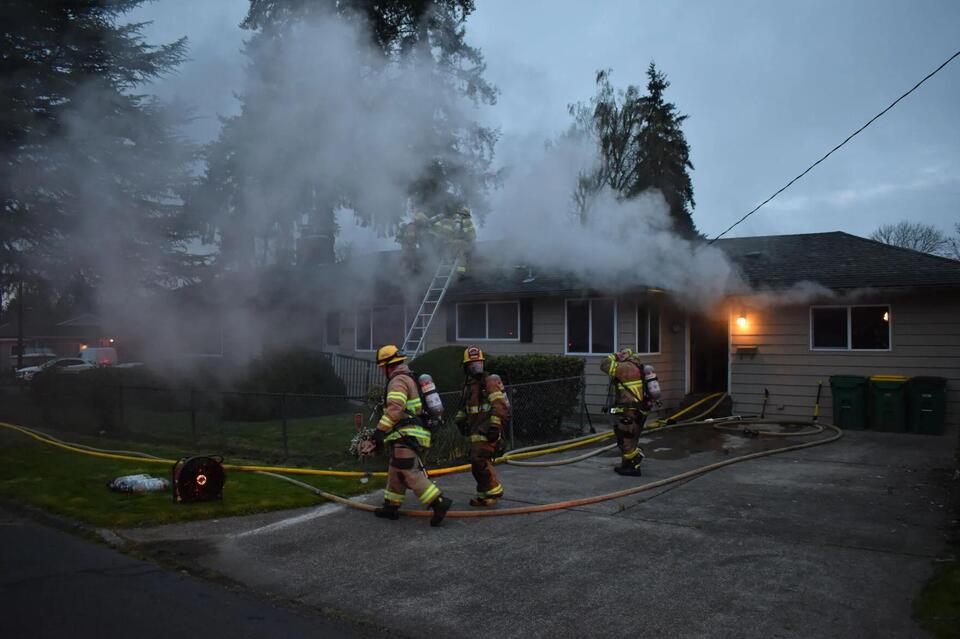 Firefighter uninjured after falling through floor battling Forest Grove ...