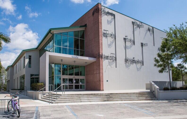 FGCU ranks 318th among nation's universities in U.S. News' annual ...
