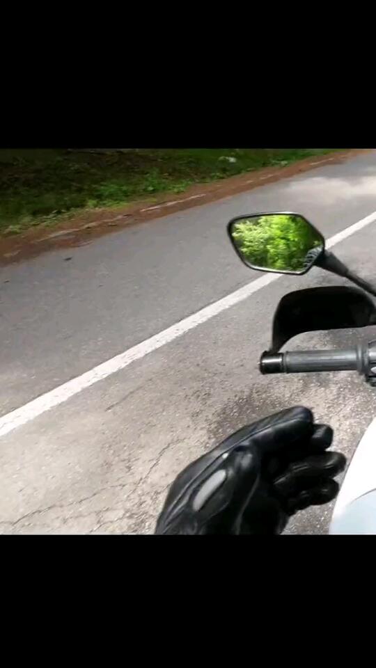 man, that guy is bold + - NewsBreak