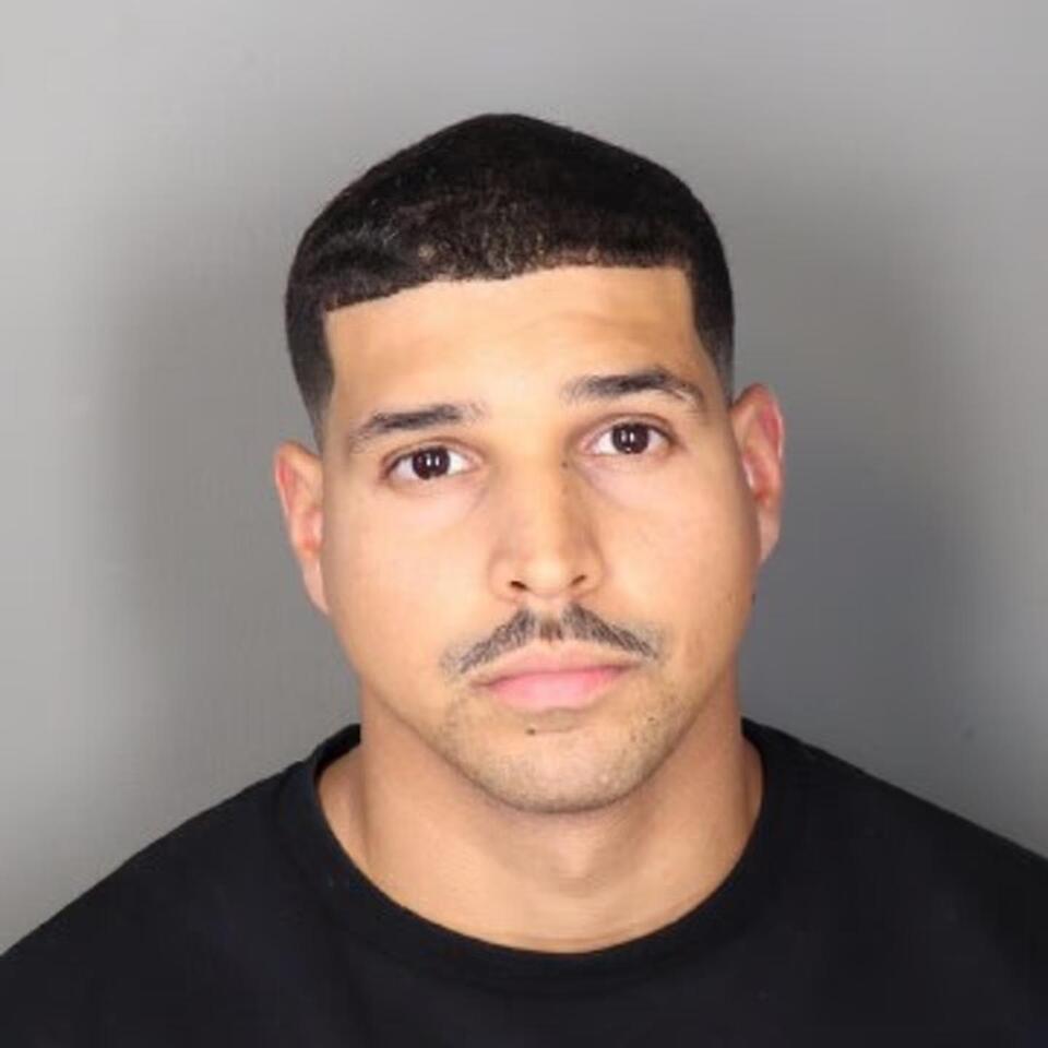 Nypd Officer Yeison Rodriguez Acosta Charged With Theft - NewsBreak