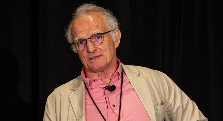 Studs: Squat-Type Defects that are Misunderstood and Mismanaged - NewsBreak