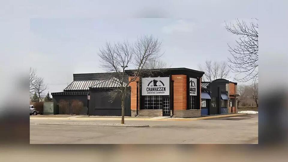 Popular Minnesota Brewery Suddenly Announces It Will Be Closing - NewsBreak