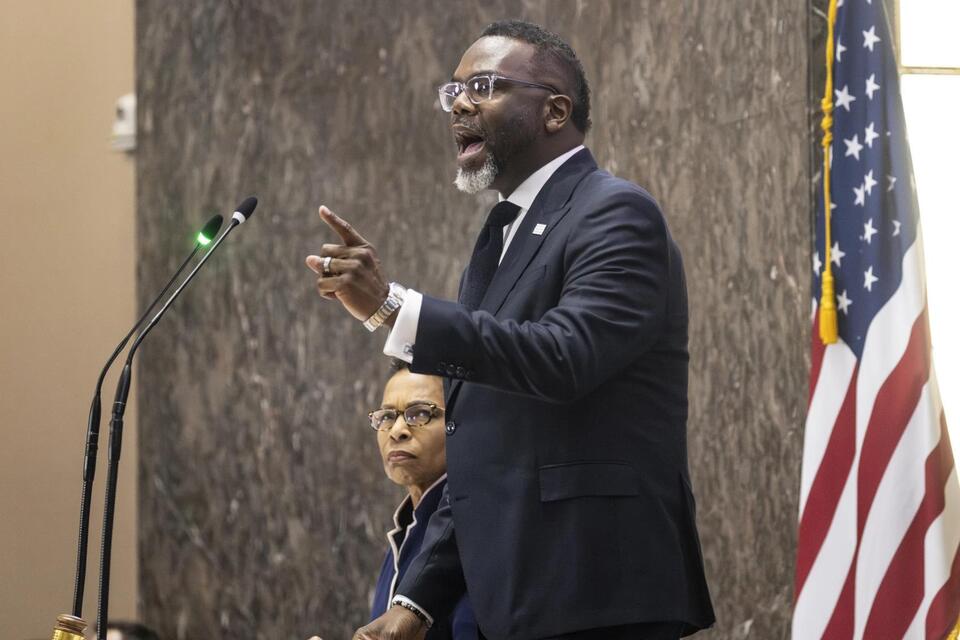 Record $1B TIF surplus emerges as key point of friction in Mayor ...