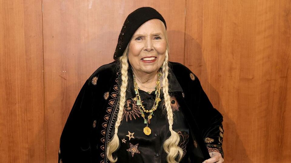 Breaking the Minimalism Myth: How Joni Mitchell Uses a Snowy Canvas and ...