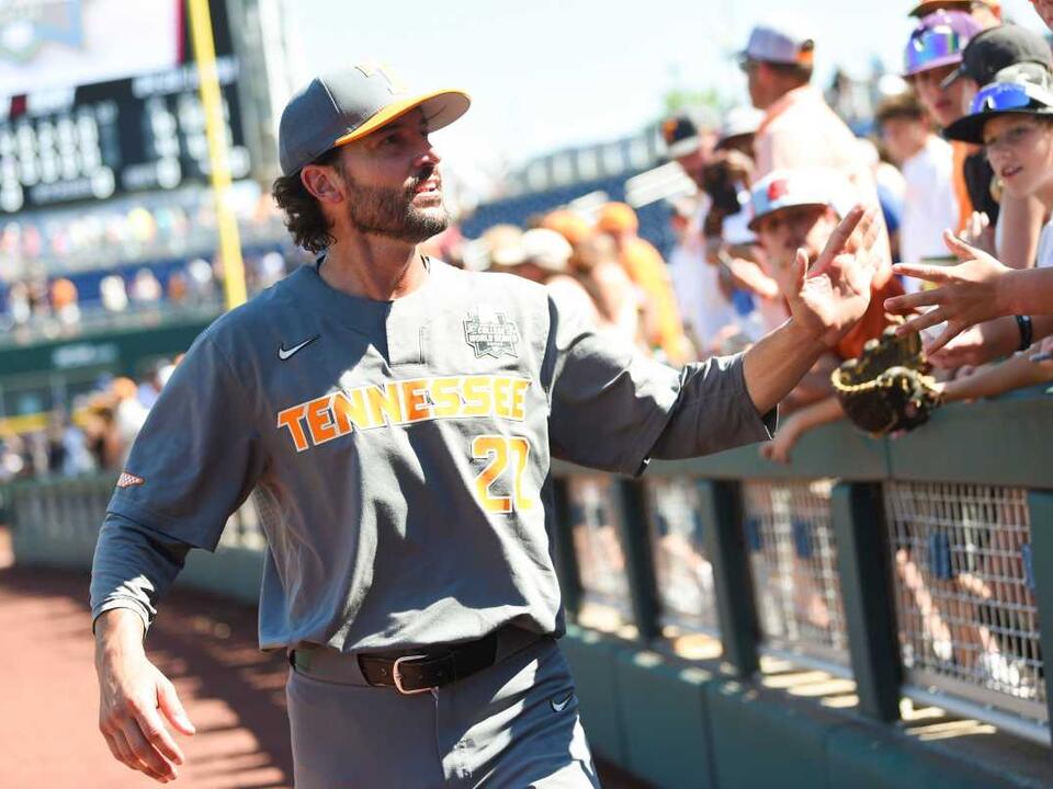 Tennessee Vols' Tony Vitello going viral for a very generous gesture to ...