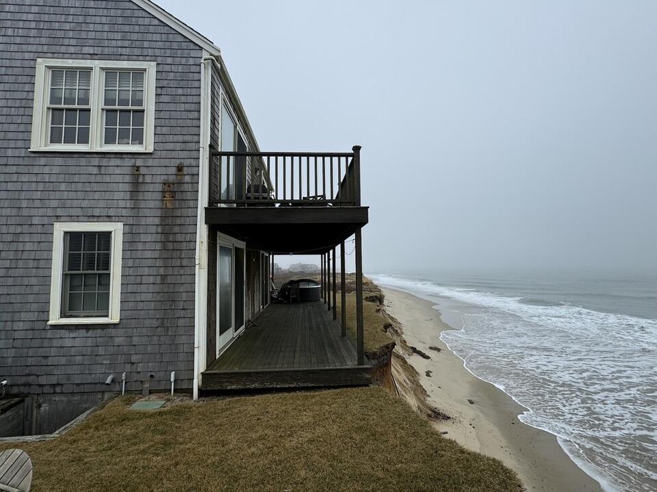 Sheep Pond Road Home In Foreclosure Now Condemned Due To Erosion ...