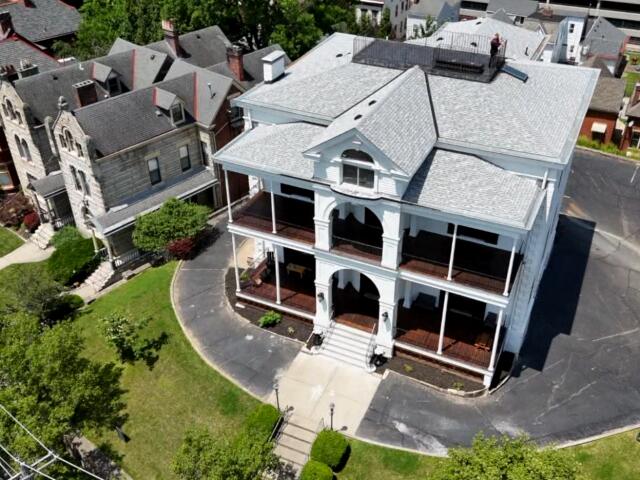 Mansion built for General James Taylor now for sale in Newport